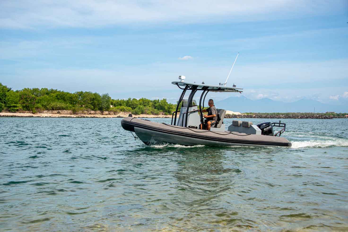 RHIB 6m Model | Durable 6-Meter Rigid Inflatable Boat for Professional ...